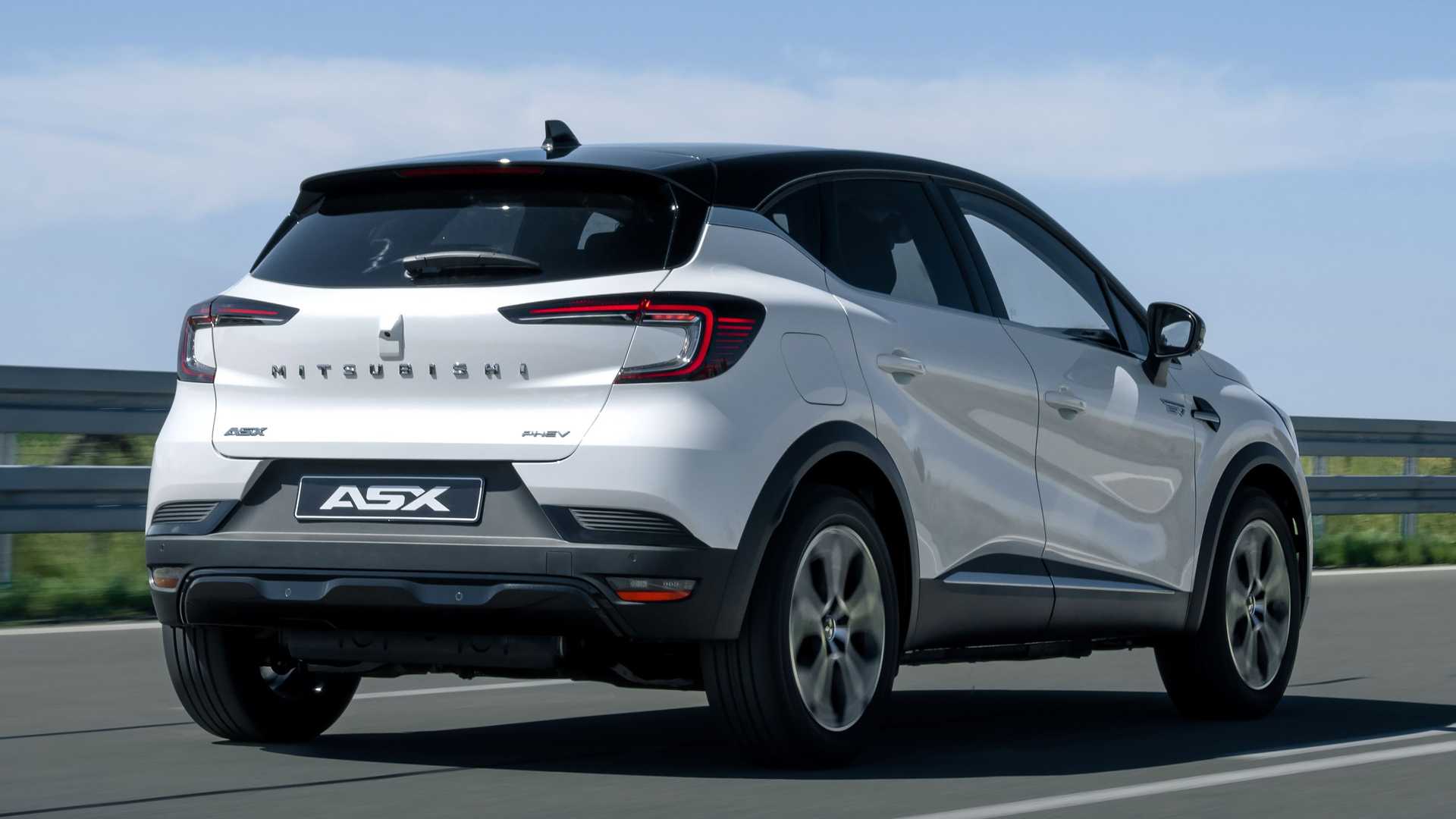 【三菱】新型ASXが発表。国内導入が100%無い理由 | クラログ